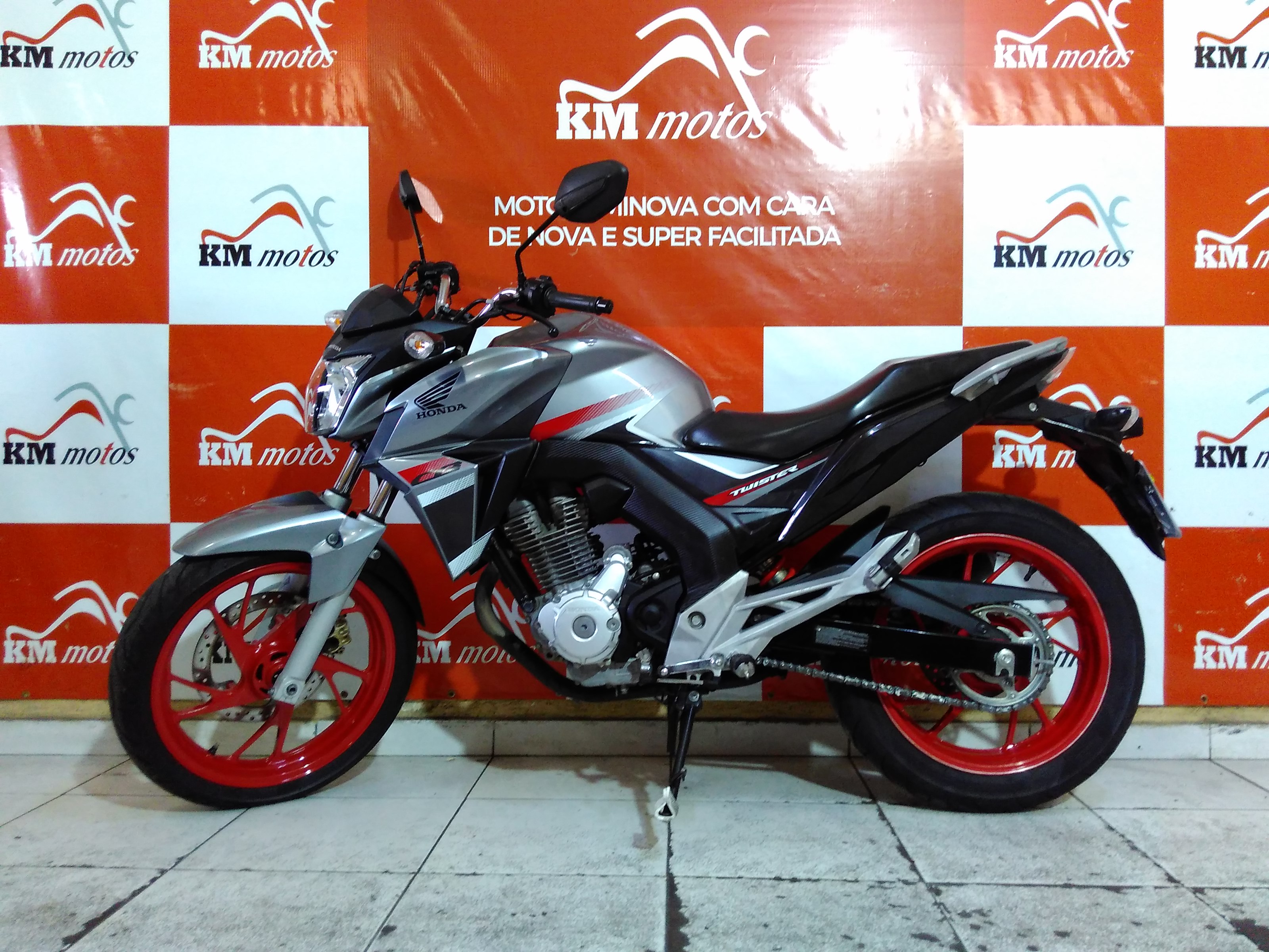 Kmmotos Cb Twister 250 Prata 2018 P Km Motos Sua Loja De Motos Semi