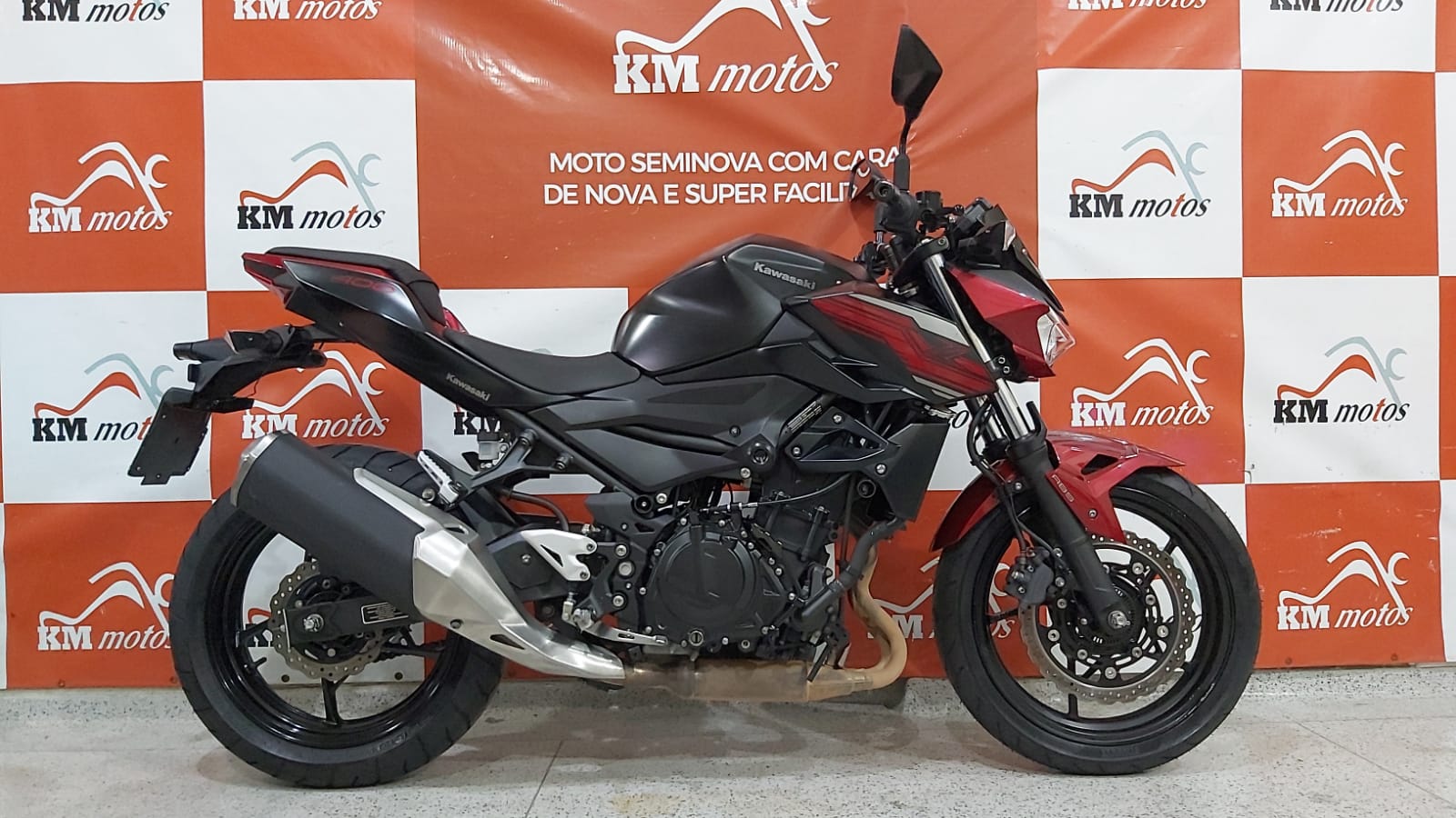 Kawasaki Z400 ABS 2020 Vermelha | KM Motos | Sua Loja de Motos Seminovas