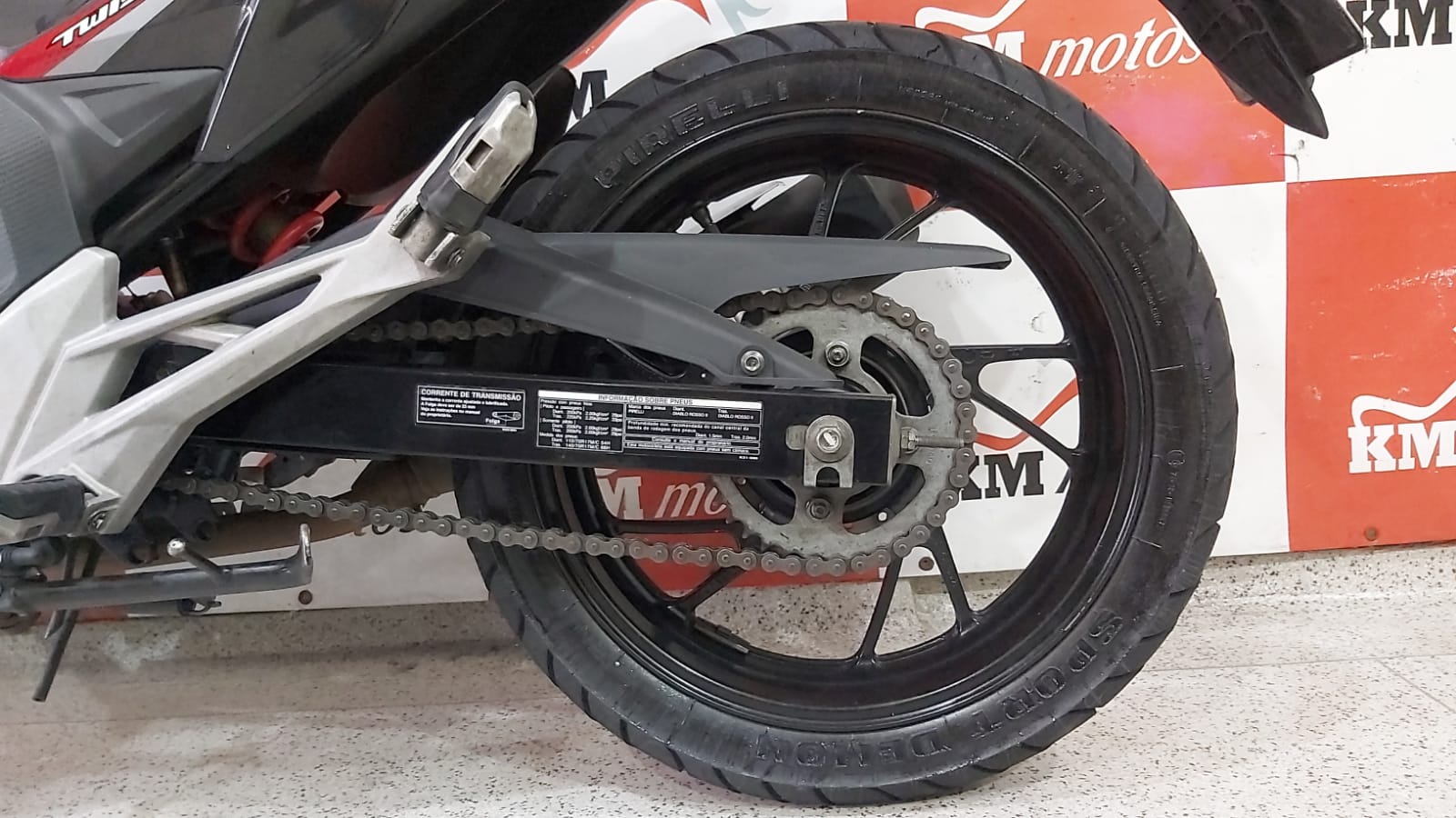 Honda Cb250 F Twister 2018 Prata Km Motos Sua Loja De Motos Seminovas