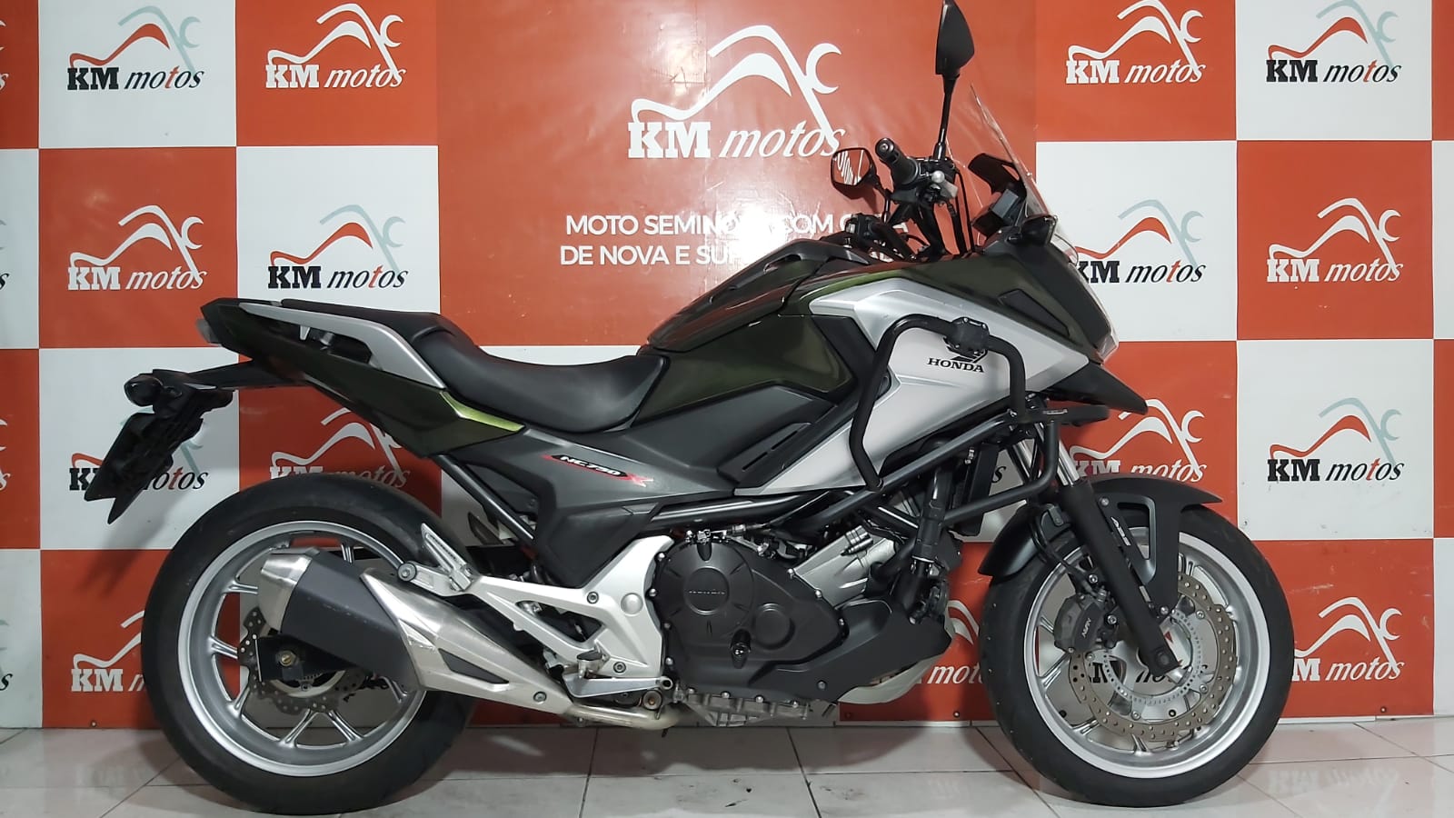 Honda NC 750X ABS 2018 Verde | KM Motos | Sua Loja de Motos Semi Novas