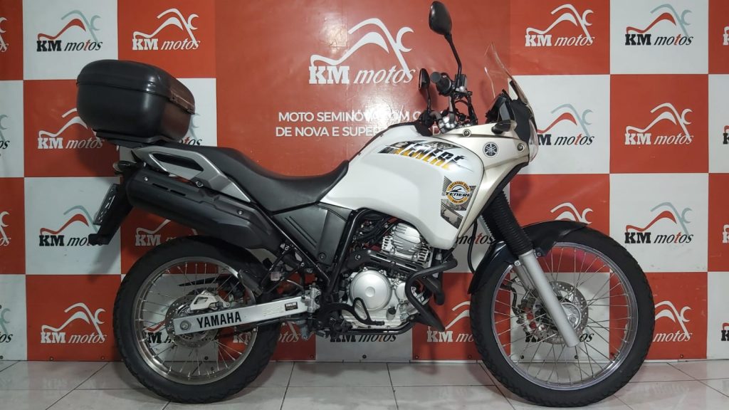 Yamaha XTZ 250 Tenere 2016 Branca | KM Motos | Sua Loja de Motos Seminovas