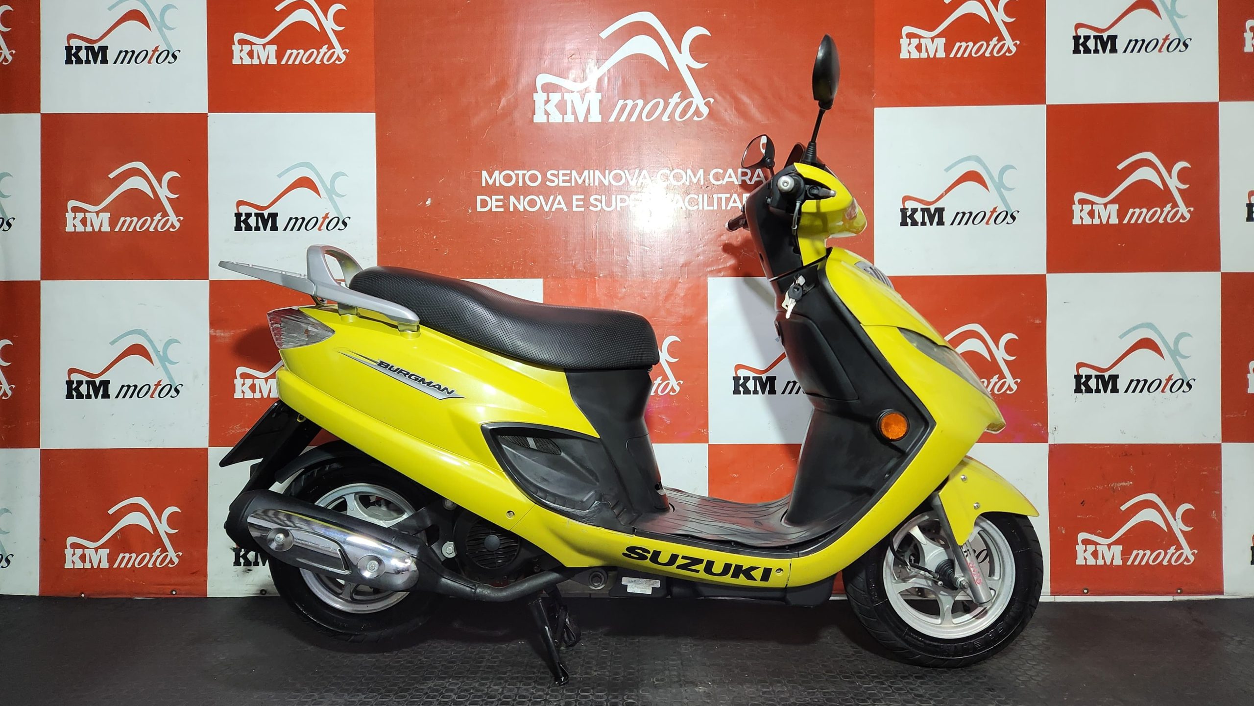 Suzuki Burgman 125 2009 Amarela | KM Motos | Sua Loja de Motos Seminovas