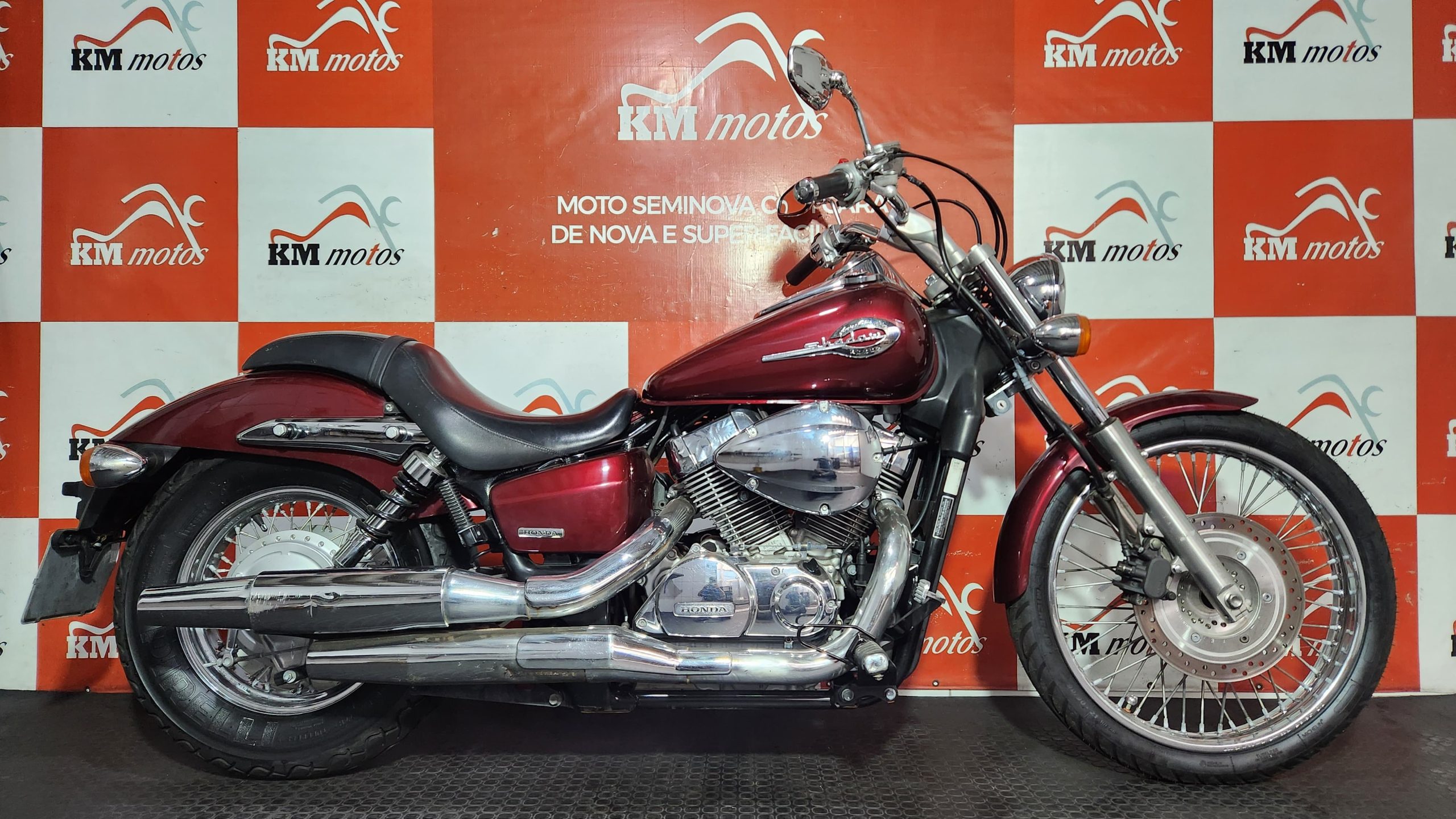 Honda Shadow 750 2011 Vermelha | KM Motos | Sua Loja de Motos Seminovas