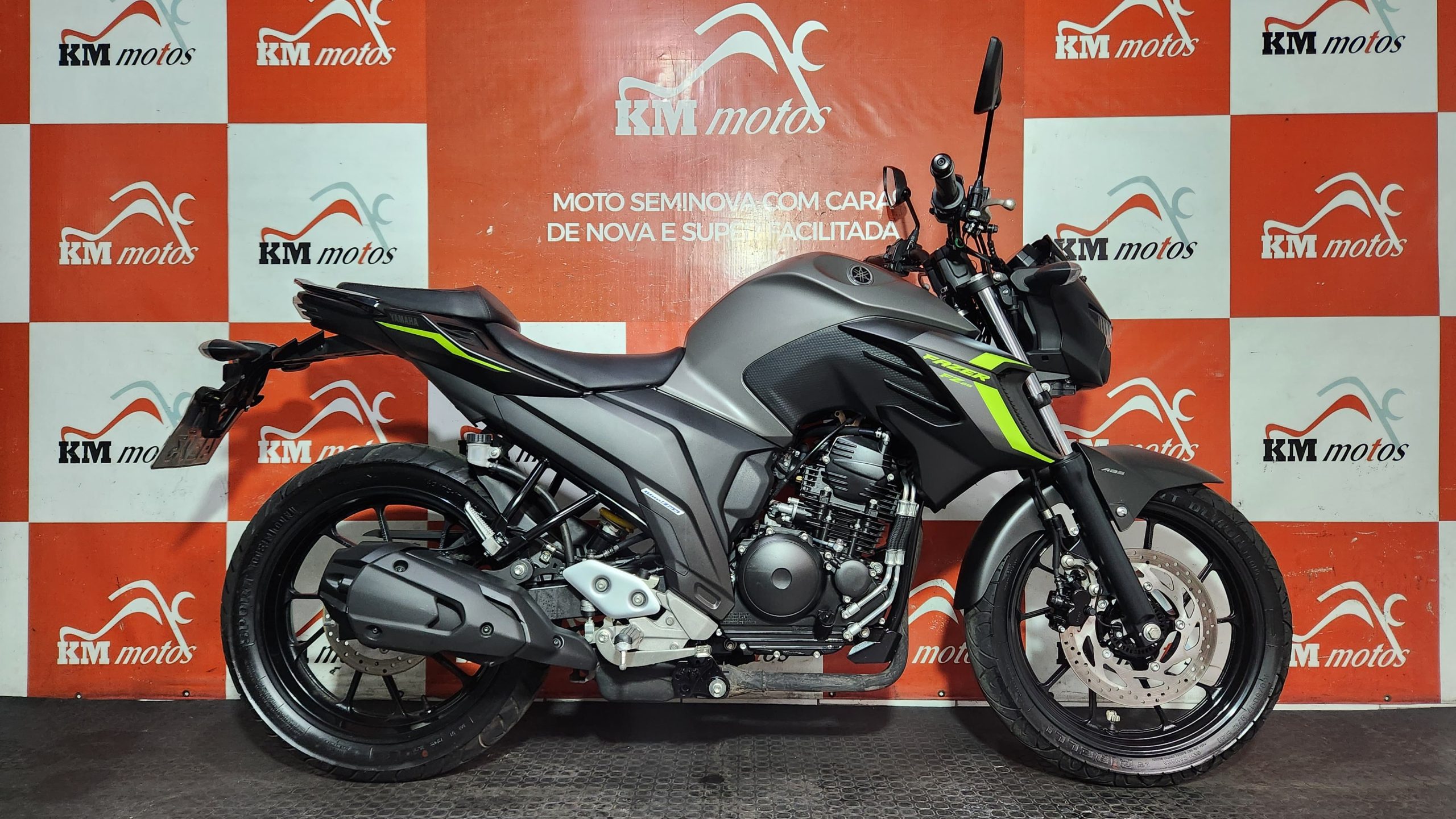 Yamaha FZ25 Fazer ABS 2024 Cinza | KM Motos | Sua Loja de Motos Seminovas